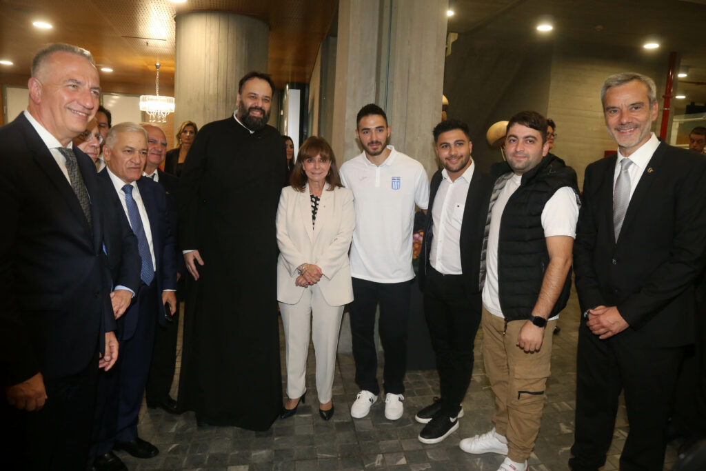 Η Πρόεδρος της Δημοκρατίας στο Δημαρχείο Θεσσαλονίκης – Κ. Ζέρβας ...