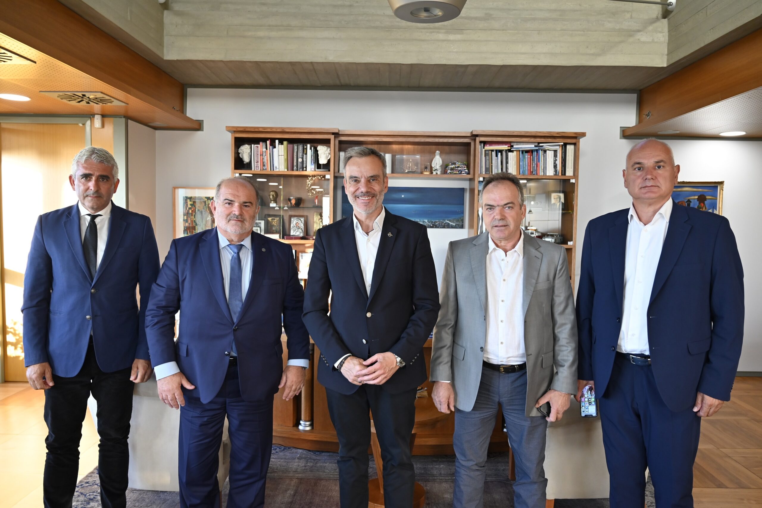 Συνάντηση του Δημάρχου Θεσσαλονίκης Κωνσταντίνου Ζέρβα με τον Πρόεδρο ...